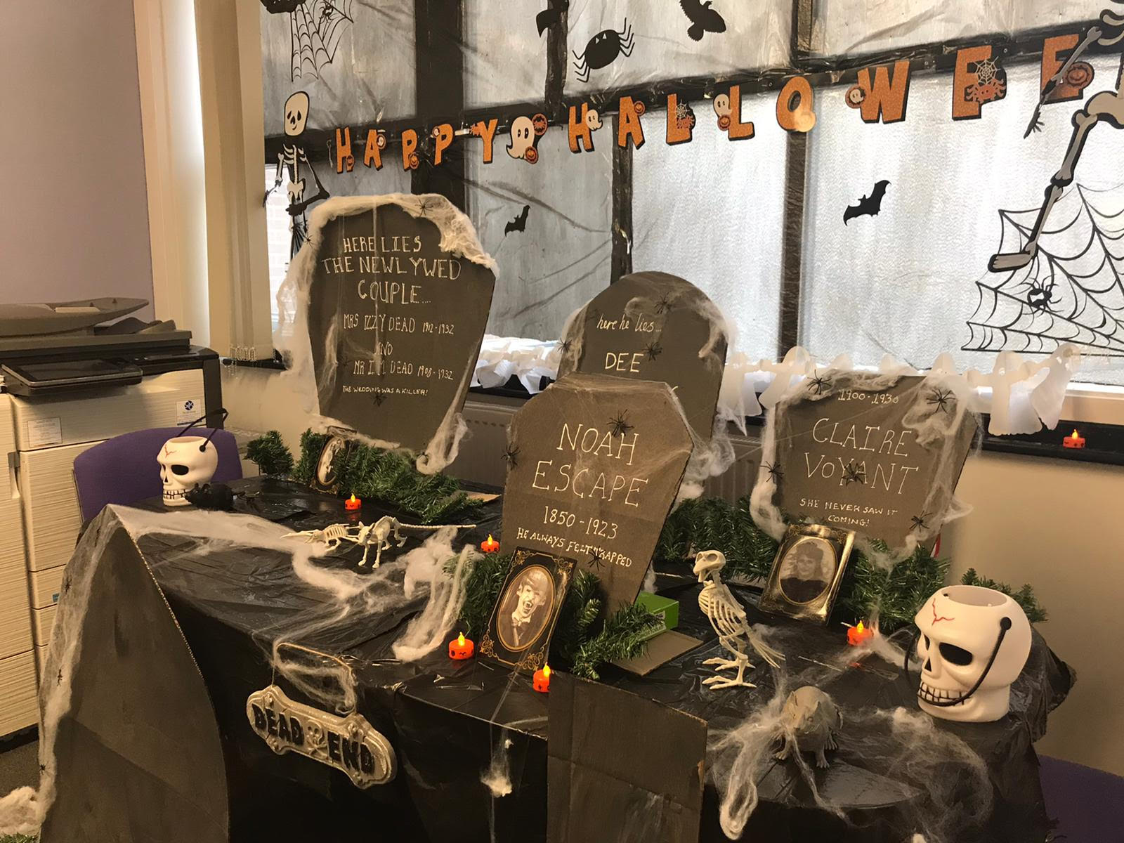 Dee Set | Careers | We have fun